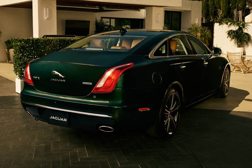 2019 Jaguar XJ Pictures - 136 Photos | Edmunds