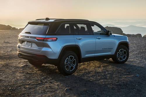 2025 Jeep Grand Cherokee 4xe Exterior Pictures