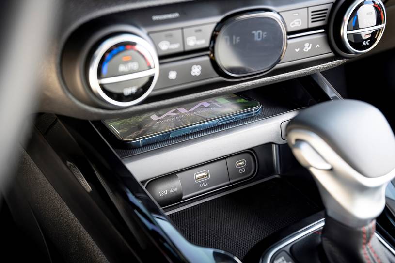 2023 Kia Soul Pictures - 94 Photos | Edmunds