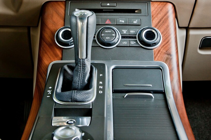 2013 Land Rover Range Rover Sport Pictures - 108 Photos | Edmunds