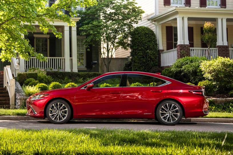 2020 Lexus ES 300h Pictures - 52 Photos | Edmunds