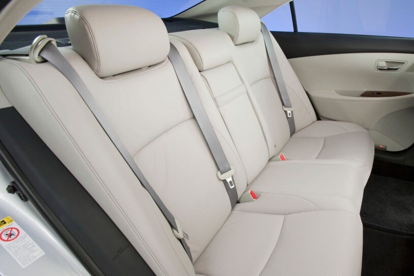 2010 Lexus ES 350 Pictures - 98 Photos | Edmunds