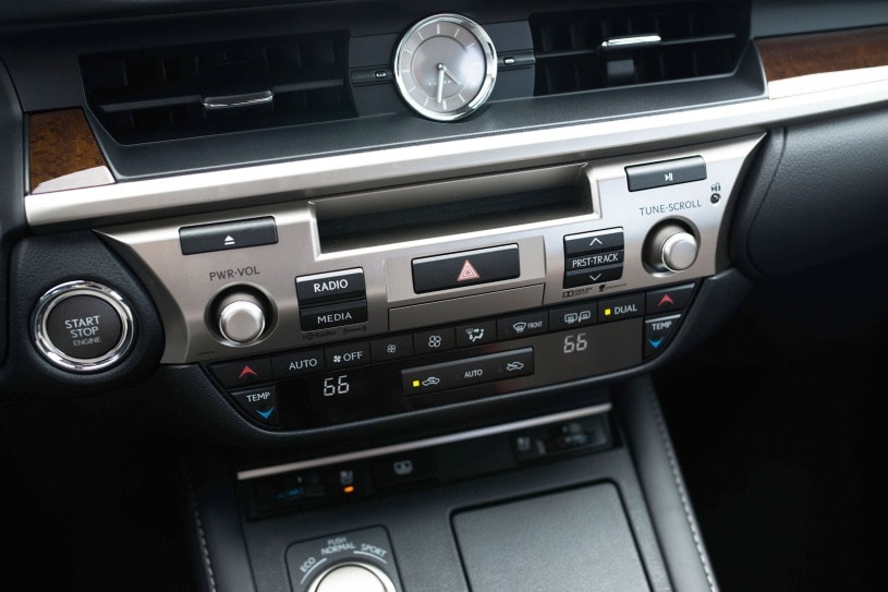 2017 Lexus ES 350 Pictures - 54 Photos | Edmunds