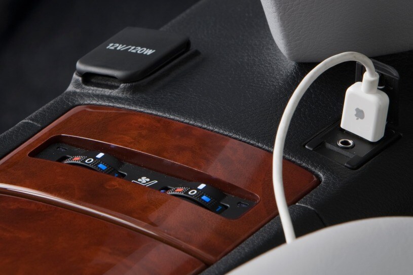 2010 Lexus HS 250h Pictures - 103 Photos | Edmunds