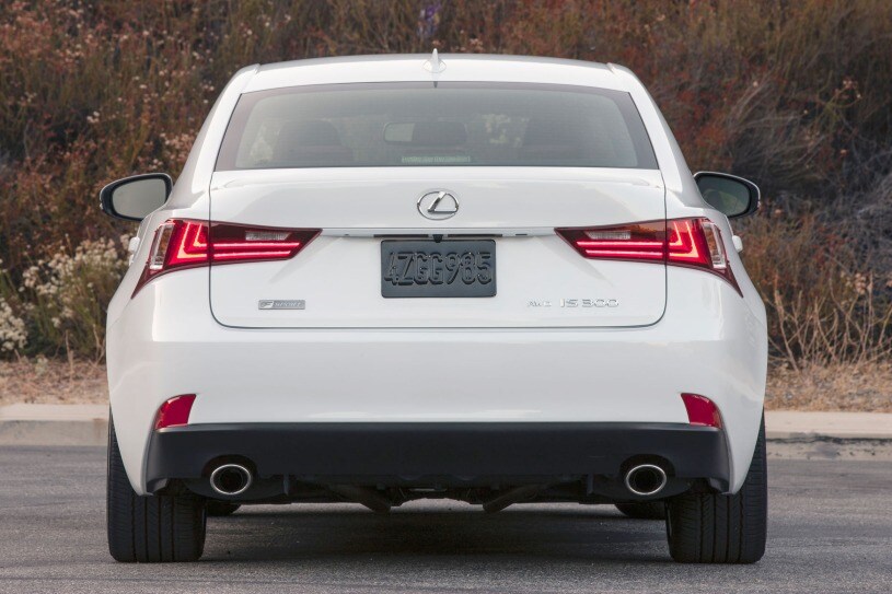 2016 Lexus IS 300 Pictures - 33 Photos | Edmunds