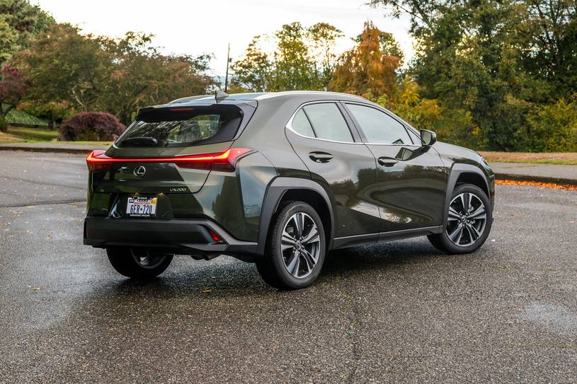 2019 Lexus UX 200 Pictures - 101 Photos | Edmunds