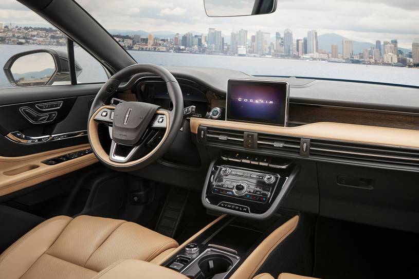 2023 Lincoln Corsair Pictures - 75 Photos | Edmunds 2023 Lincoln Corsair Pictures - 75 Photos | Edmunds