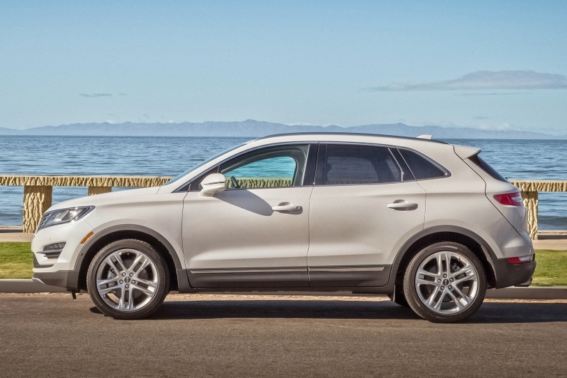 2016 Lincoln MKC Pictures - 243 Photos | Edmunds