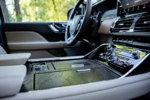 2024 navigator interior