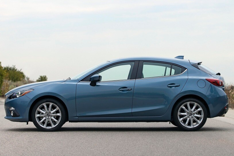 2014 Mazda 3 Pictures - 608 Photos | Edmunds