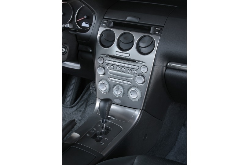 2005 Mazda 6 Pictures - 34 Photos | Edmunds