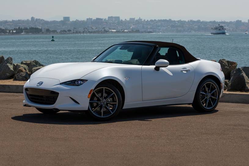 2023 Mazda MX-5 Miata Pictures - 96 Photos | Edmunds
