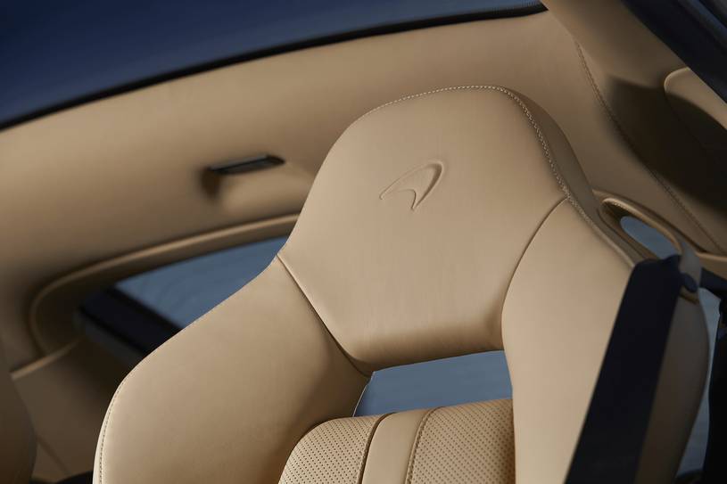 2017 McLaren 570GT Pictures - 25 Photos | Edmunds