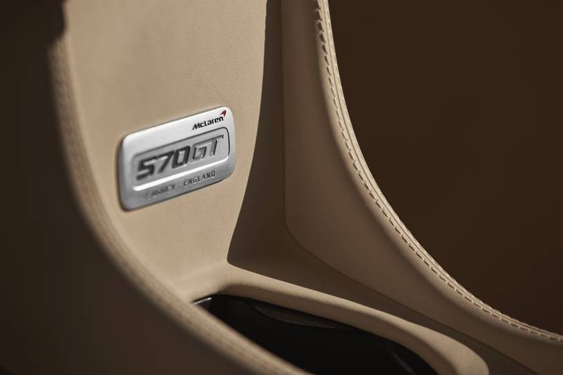 2017 McLaren 570GT Pictures - 25 Photos | Edmunds