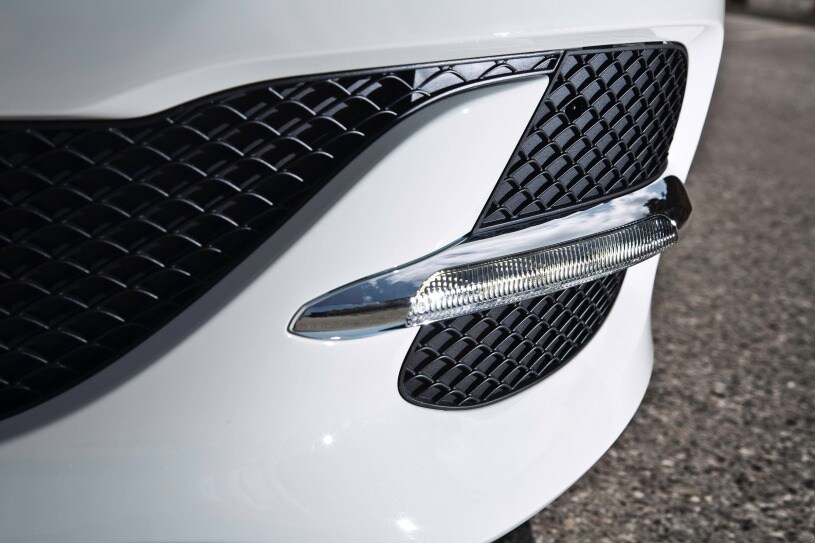 2017 Mercedes-Benz B-Class Electric Drive Pictures - 62 Photos | Edmunds