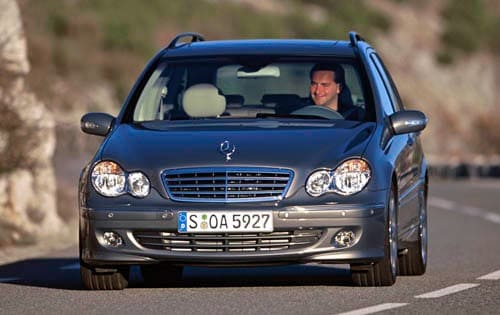 2005 Mercedes-Benz C-Class Pictures - 104 Photos | Edmunds