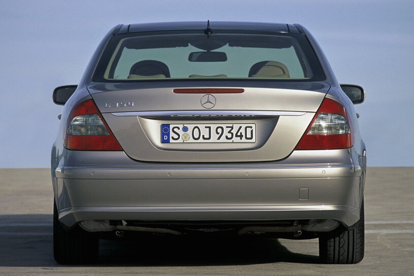 2007 Mercedes-Benz E-Class Pictures - 136 Photos | Edmunds