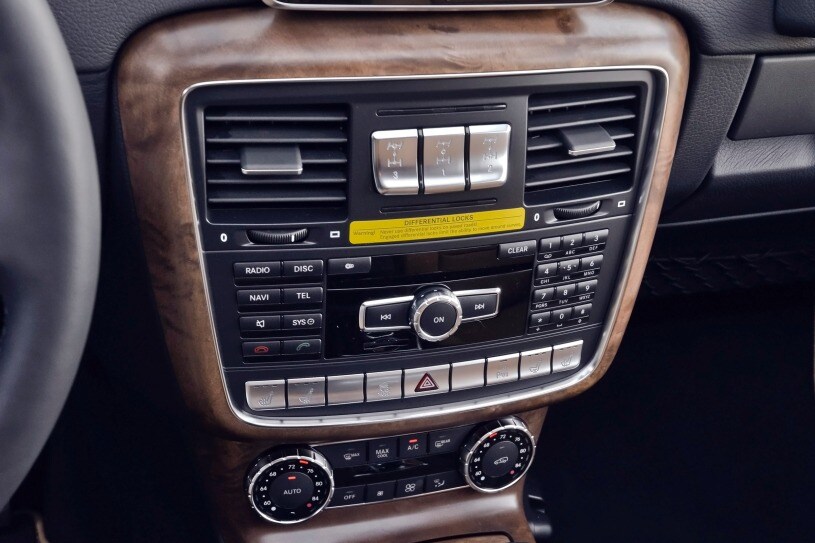 2015 Mercedes-Benz G-Class Interior Pictures