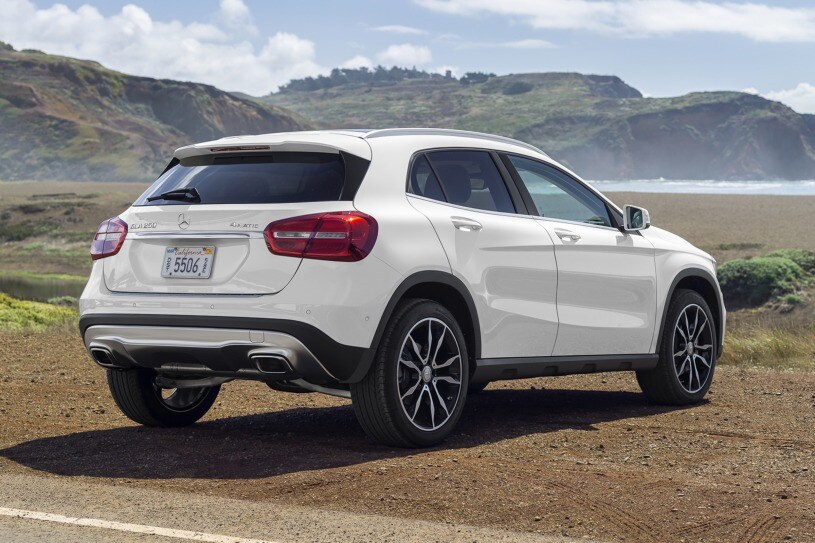 2017 Mercedes-Benz GLA-Class Pictures - 123 Photos | Edmunds