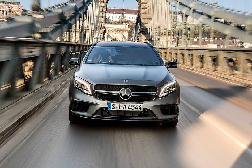 2019 Mercedes-Benz GLA-Class Pictures - 137 Photos | Edmunds