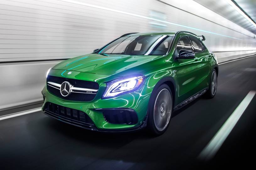 2019 Mercedes-Benz GLA-Class Pictures - 137 Photos | Edmunds