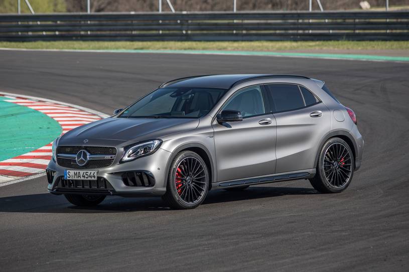 2019 Mercedes-Benz GLA-Class Pictures - 137 Photos | Edmunds