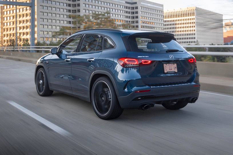 2022 Mercedes-Benz GLA-Class Pictures - 149 Photos | Edmunds