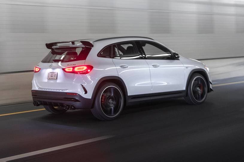 2022 Mercedes-Benz GLA-Class Pictures - 149 Photos | Edmunds
