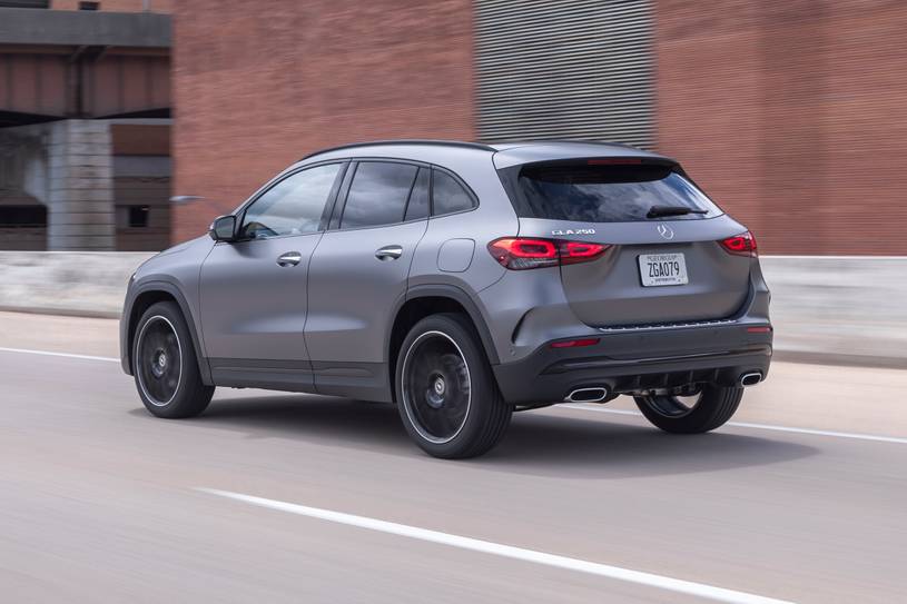 2022 Mercedes-Benz GLA-Class Pictures - 149 Photos | Edmunds