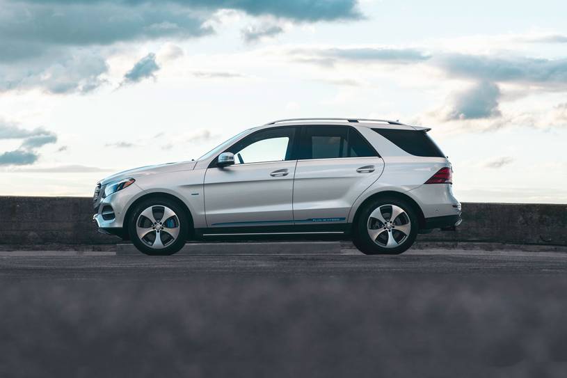 2017 Mercedes-Benz GLE-Class Pictures - 152 Photos | Edmunds