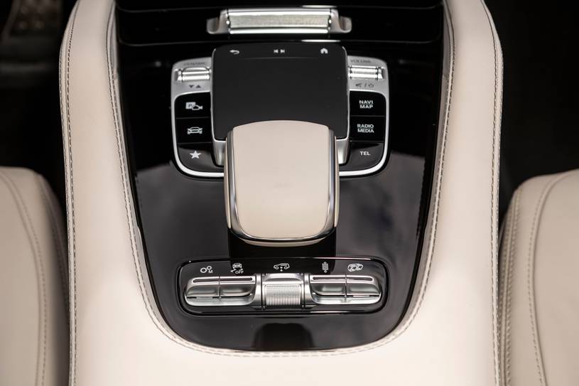 2022 Mercedes-Benz GLE-Class Interior Pictures