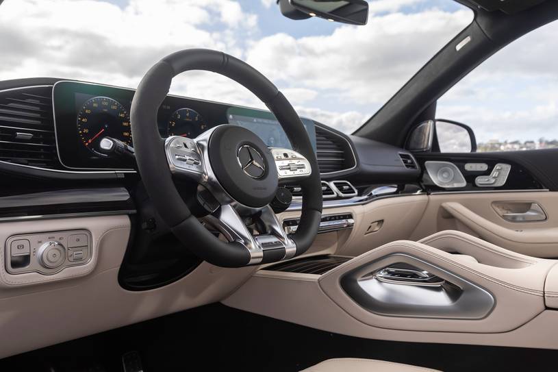 2022 Mercedes-Benz GLE-Class Interior Pictures
