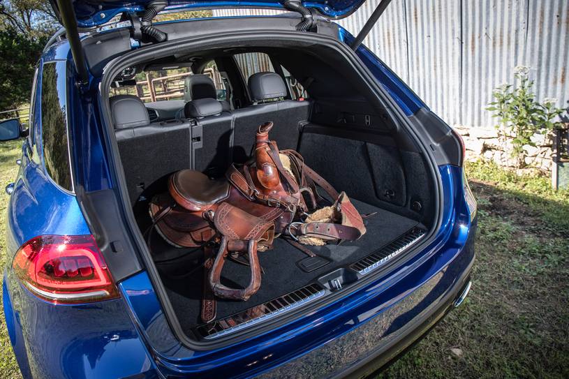 2022 Mercedes-Benz GLE-Class Interior Pictures