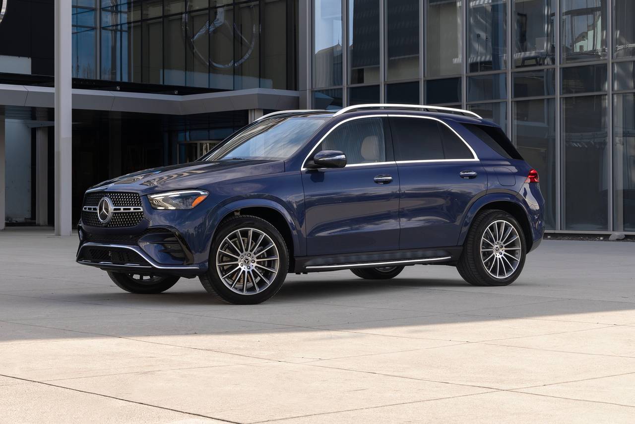 2025 Mercedes-Benz GLE-Class Plug-in Hybrid Prices, Reviews, and Pictures | Edmunds