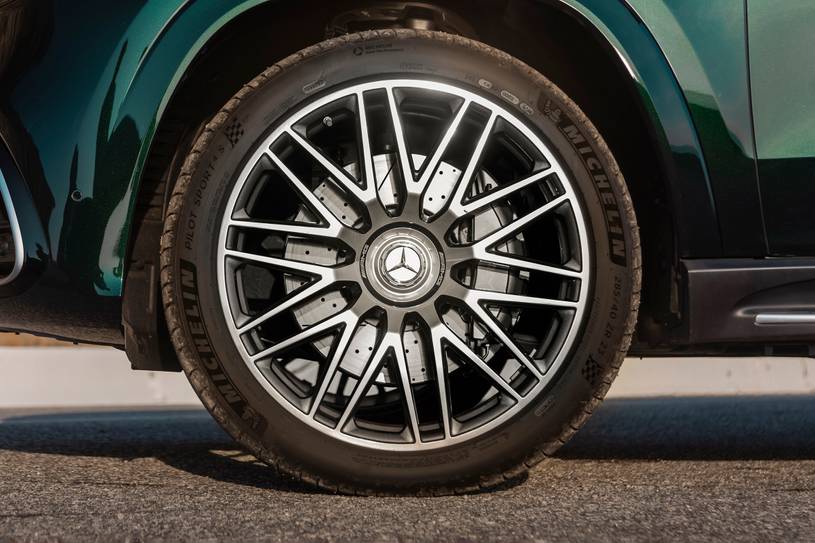 2022 Mercedes-Benz GLS-Class Pictures - 133 Photos | Edmunds
