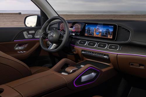 2025 Mercedes-Benz GLS-Class Interior Pictures