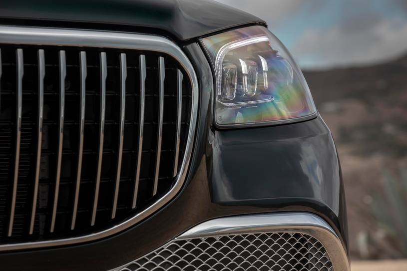 2022 Mercedes-Benz Maybach GLS Pictures - 90 Photos | Edmunds