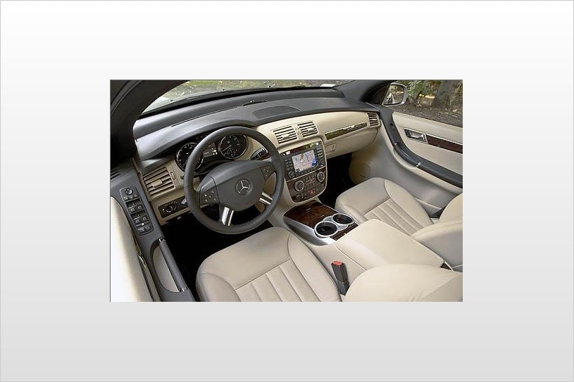 2010 Mercedes-Benz R-Class Pictures - 141 Photos | Edmunds