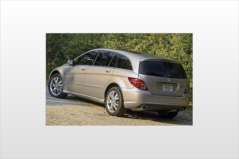 2010 Mercedes-Benz R-Class Pictures - 141 Photos | Edmunds