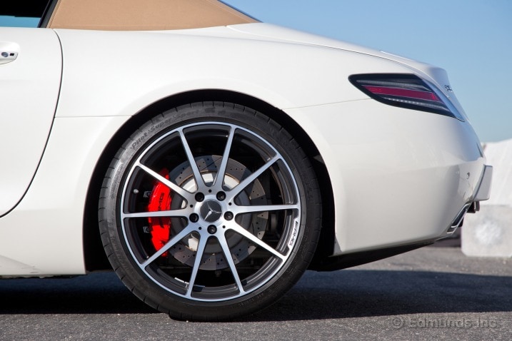 2013 Mercedes-Benz SL65 AMG vs. SLS AMG GT Roadster Track Test on ...