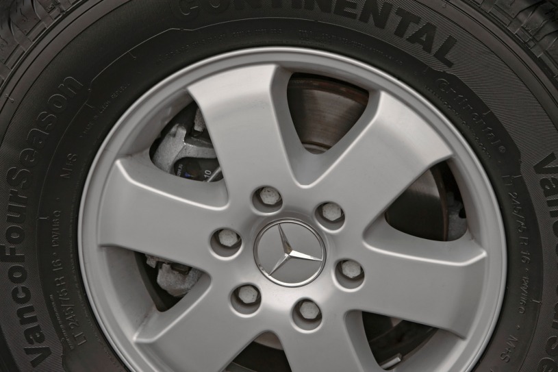 2017 Mercedes-Benz Sprinter Pictures - 119 Photos | Edmunds