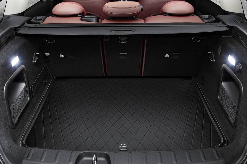 2019 MINI Clubman Pictures - 176 Photos | Edmunds