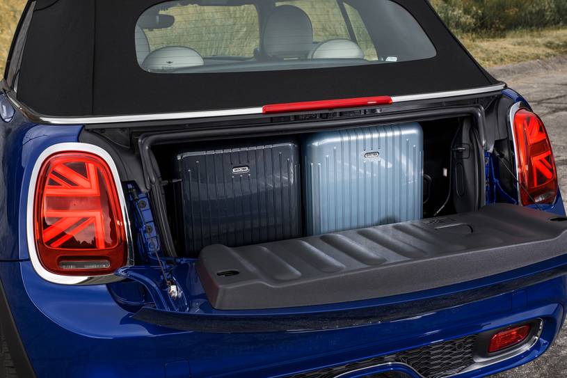 2019 MINI Convertible Pictures - 126 Photos | Edmunds
