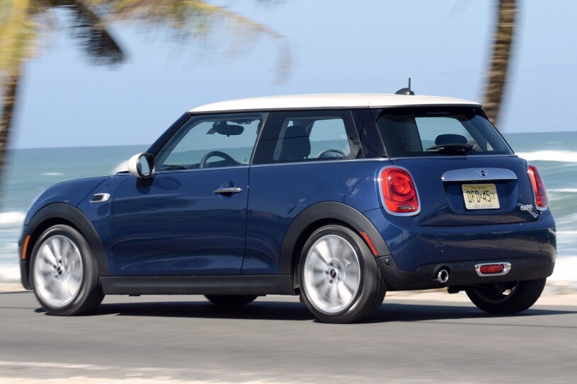 2015 MINI Cooper Pictures - 617 Photos | Edmunds