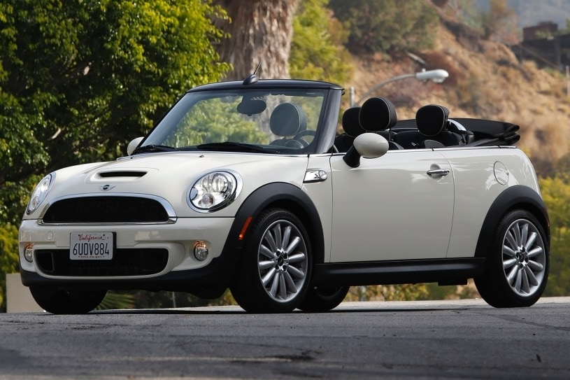 2014 MINI Cooper Pictures - 383 Photos | Edmunds