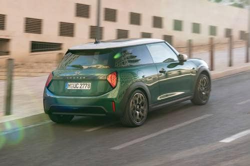 2025 MINI Cooper Pictures - 863 Photos | Edmunds