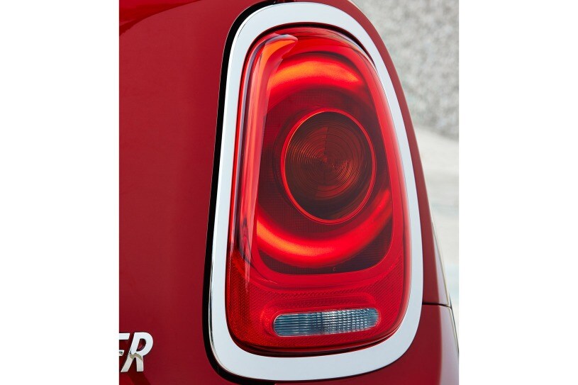 2017 MINI Hardtop 2 Door Pictures - 233 Photos | Edmunds