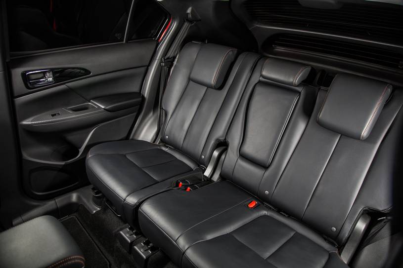 2020 Mitsubishi Eclipse Cross Pictures - 94 Photos | Edmunds