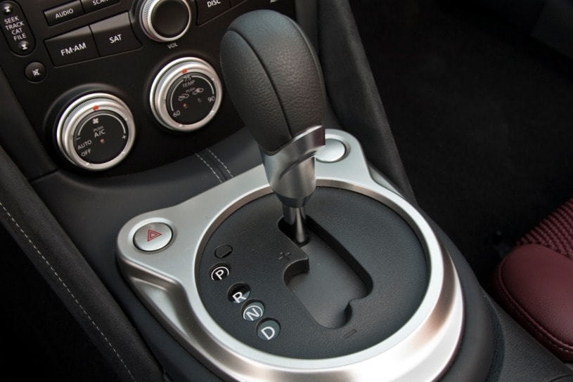 2010 Nissan 370Z Pictures - 210 Photos | Edmunds