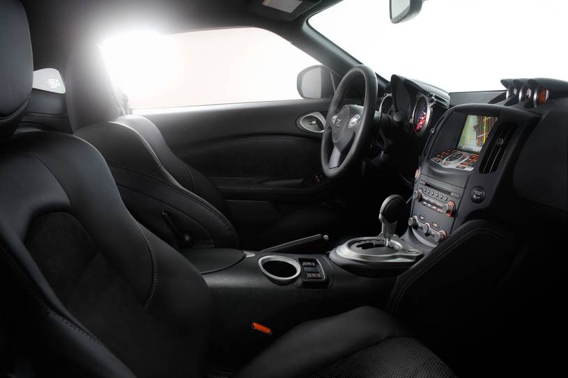 2020 Nissan 370Z Pictures - 201 Photos | Edmunds